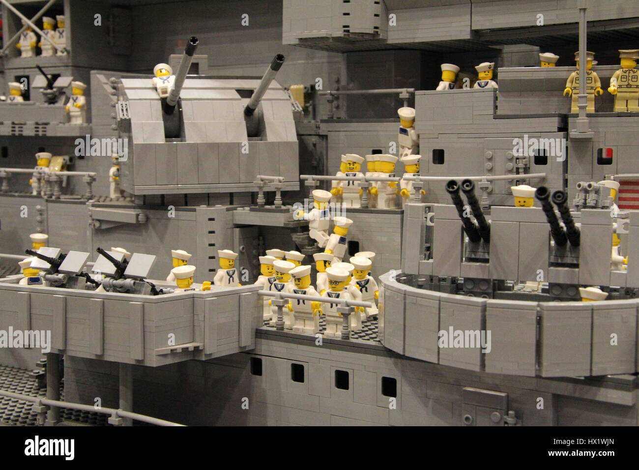 Uss ship figure hi-res stock photography and images - Alamy