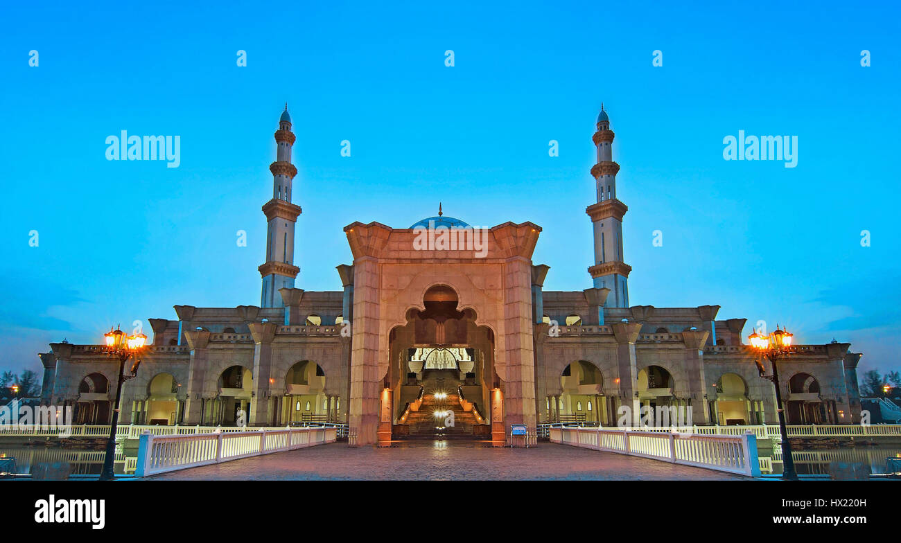 The federal territory mosque hi-res stock photography and images - Alamy