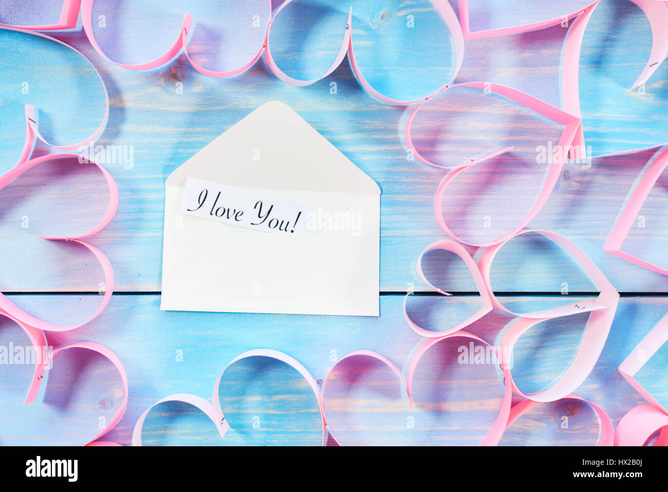 Red envelope blue note hi-res stock photography and images - Alamy