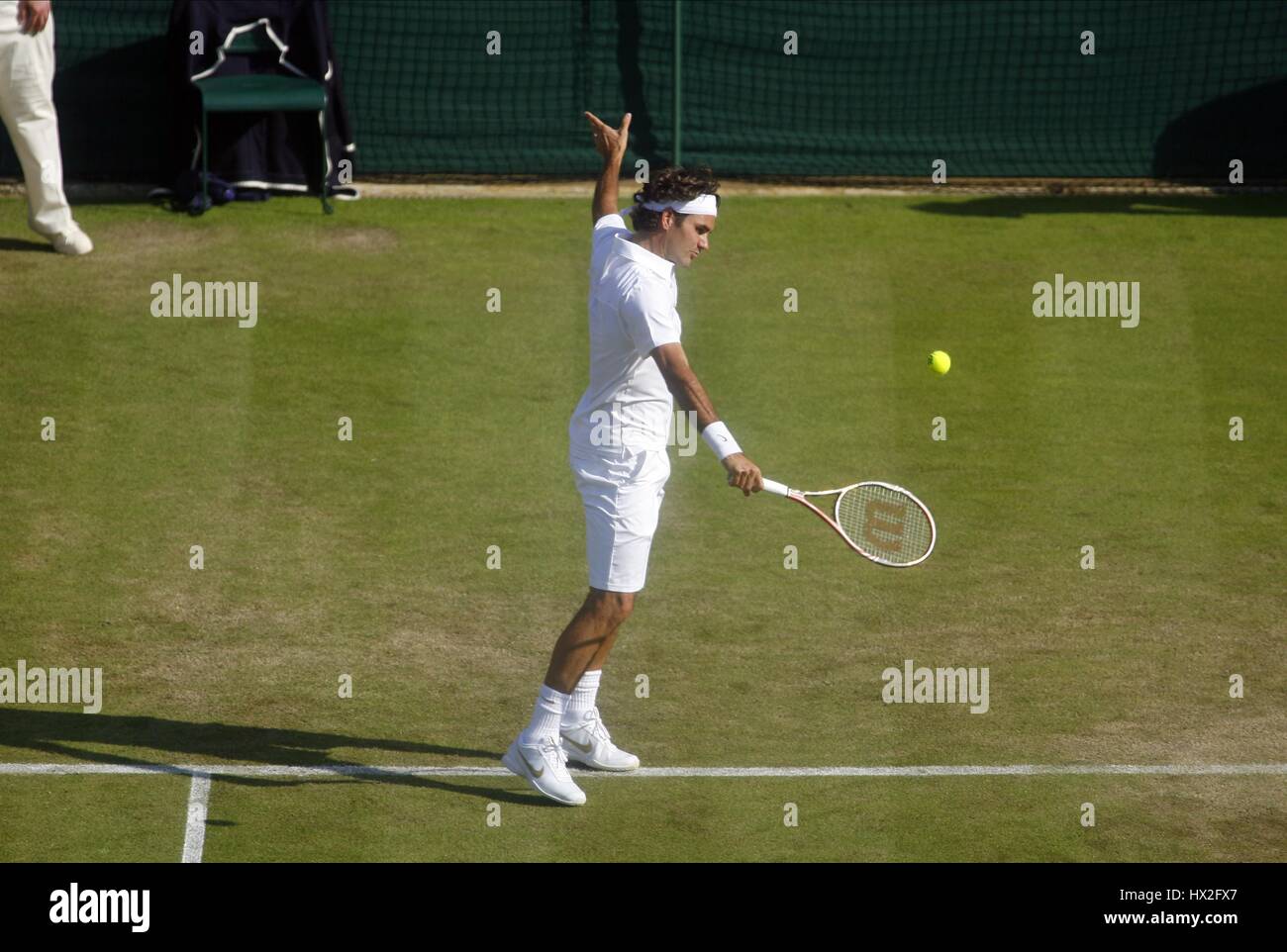 ROGER FEDERER SWITZERLAND SWITZERLAND WIMBLEDON LONDON ENGLAND 23 June ...
