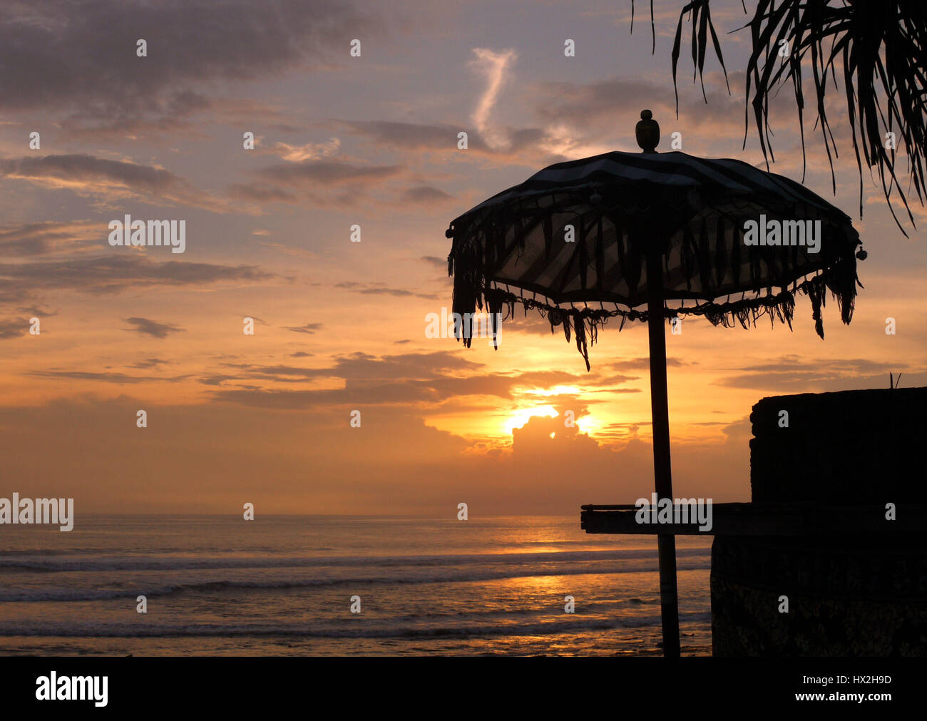 Balinese sunset hi-res stock photography and images - Alamy