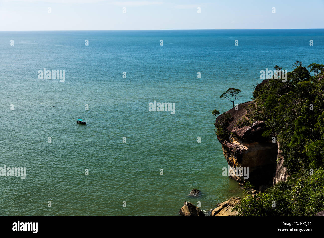 Boat and cliff hi-res stock photography and images - Alamy