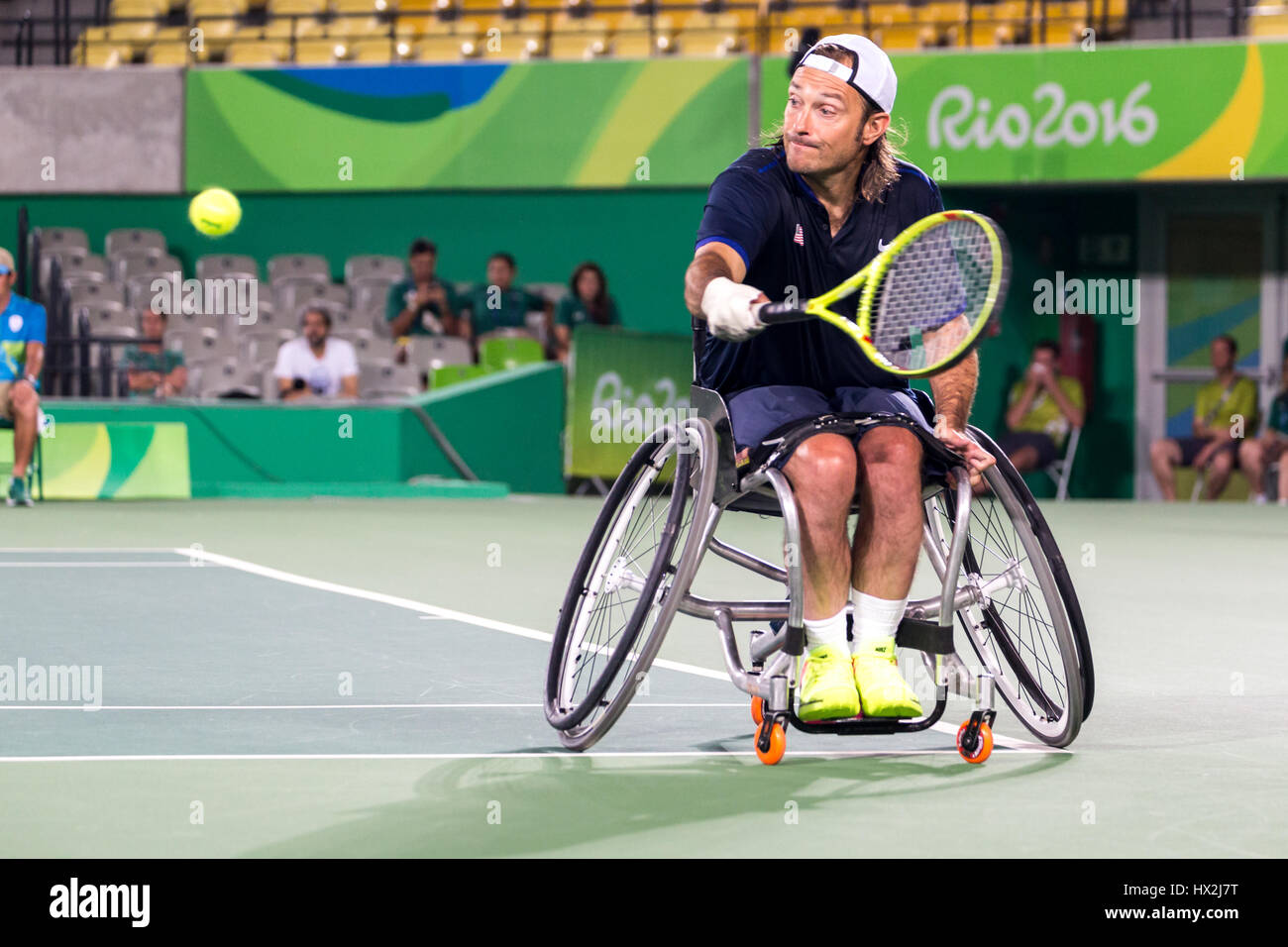 Athlete wheelchair paralympics rio hi-res stock photography and images ...