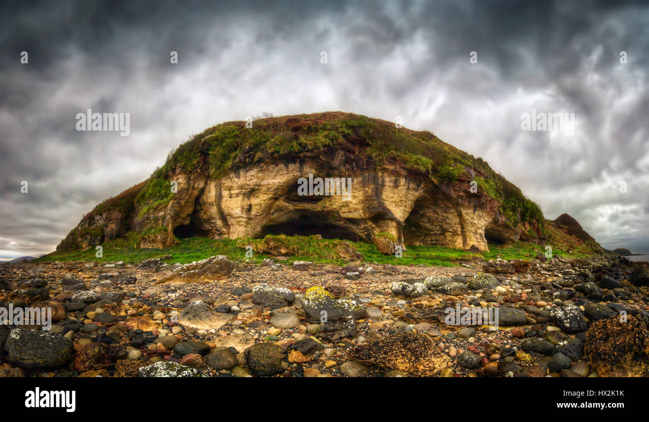 Kings caves arran hi-res stock photography and images - Alamy