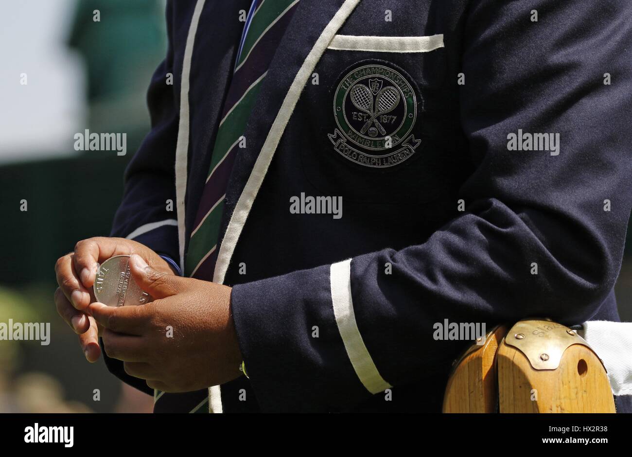 Referee coin toss hi-res stock photography and images - Alamy