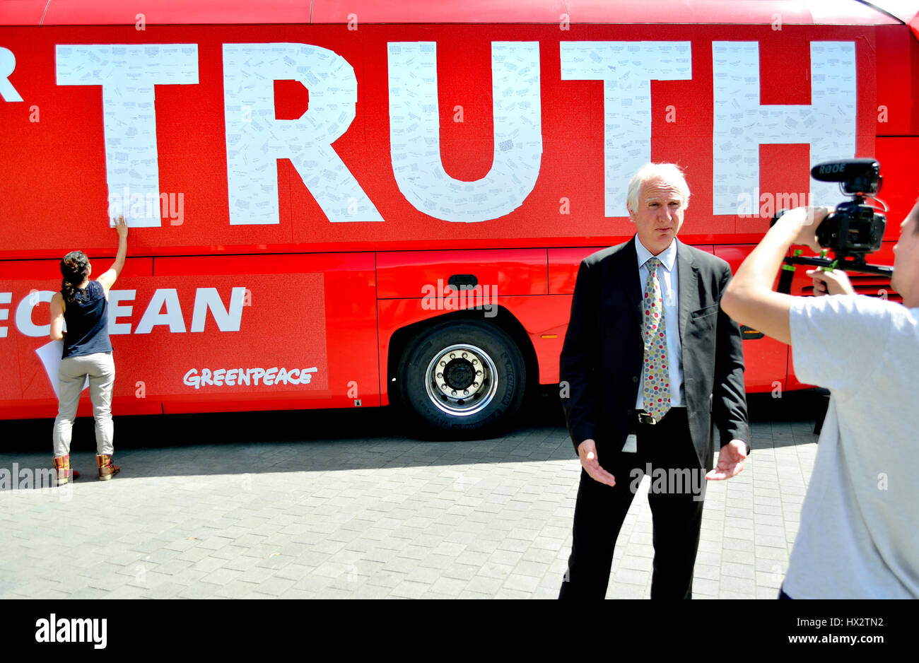 Daniel Zeichner MP (Labour: Cambridge) being interviewed in Westminster ...
