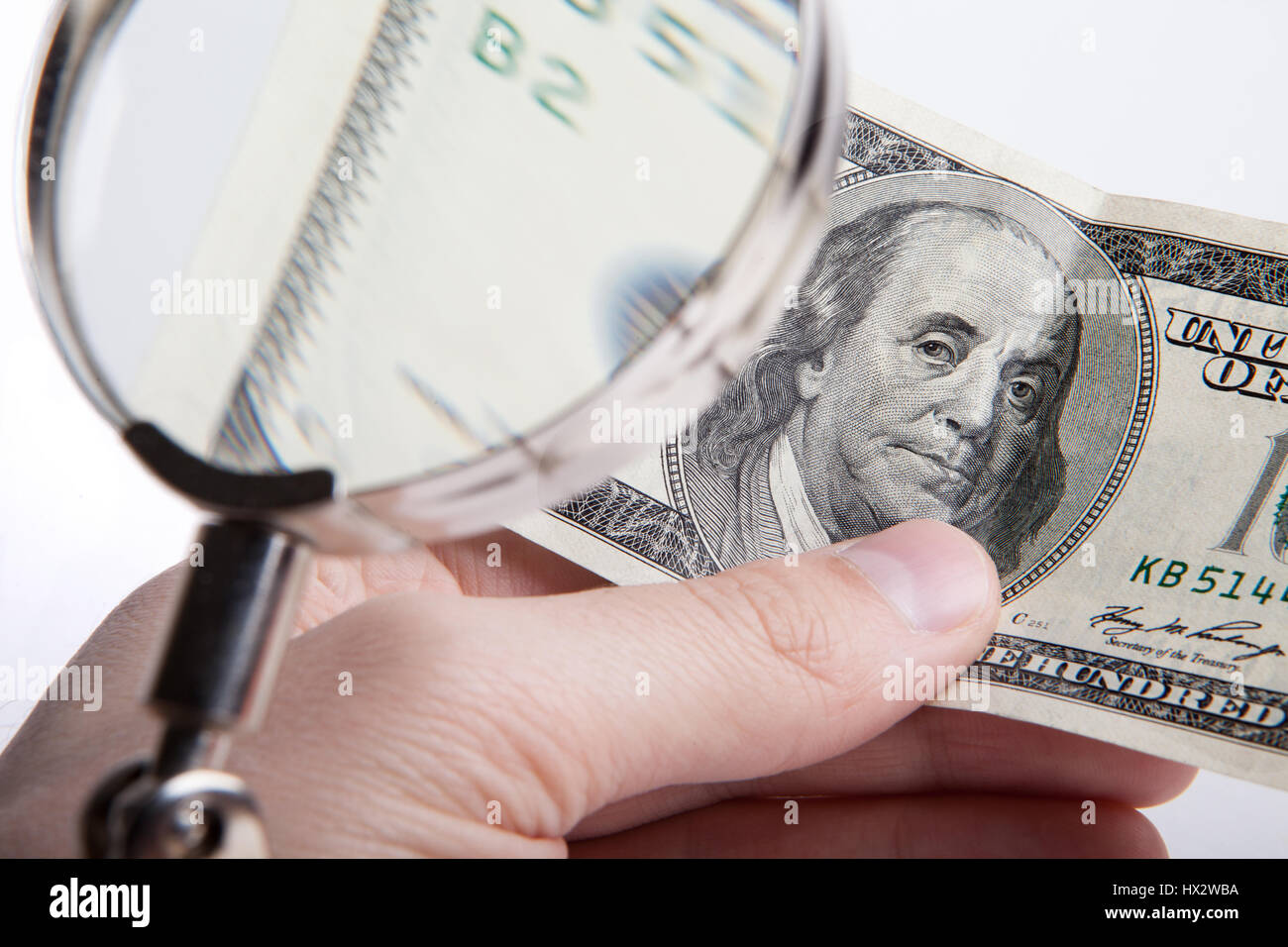 Cash authentication hi-res stock photography and images - Alamy