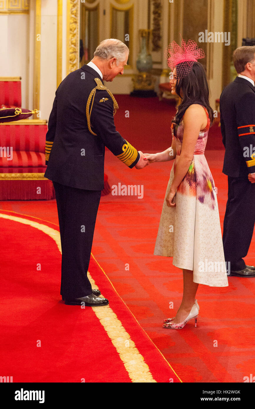 Member order british empire mbe buckingham palace hi-res stock ...