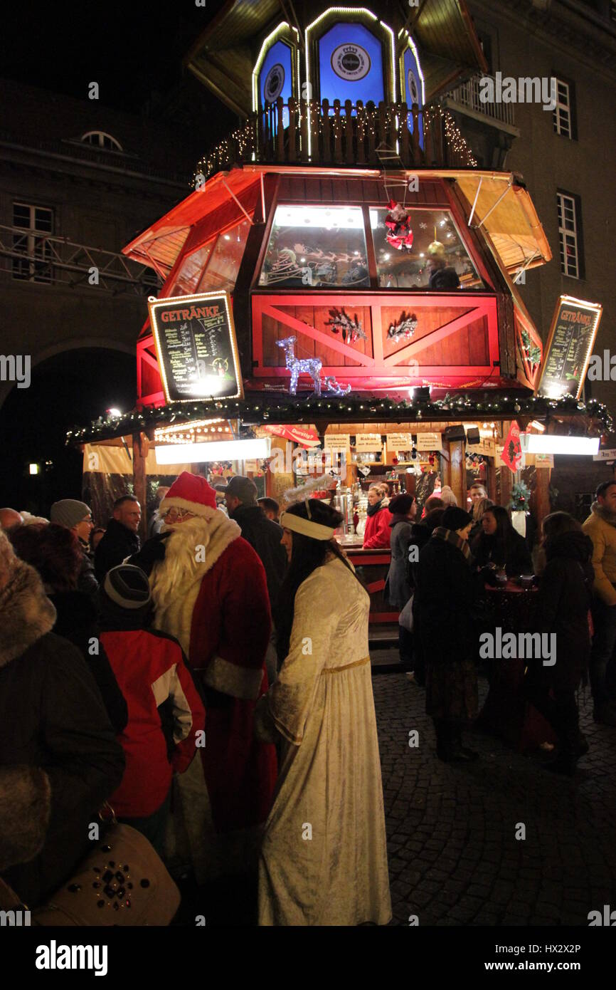 Berlin, Germany, December 7th, 2014: Christmas market opens in Spandau ...
