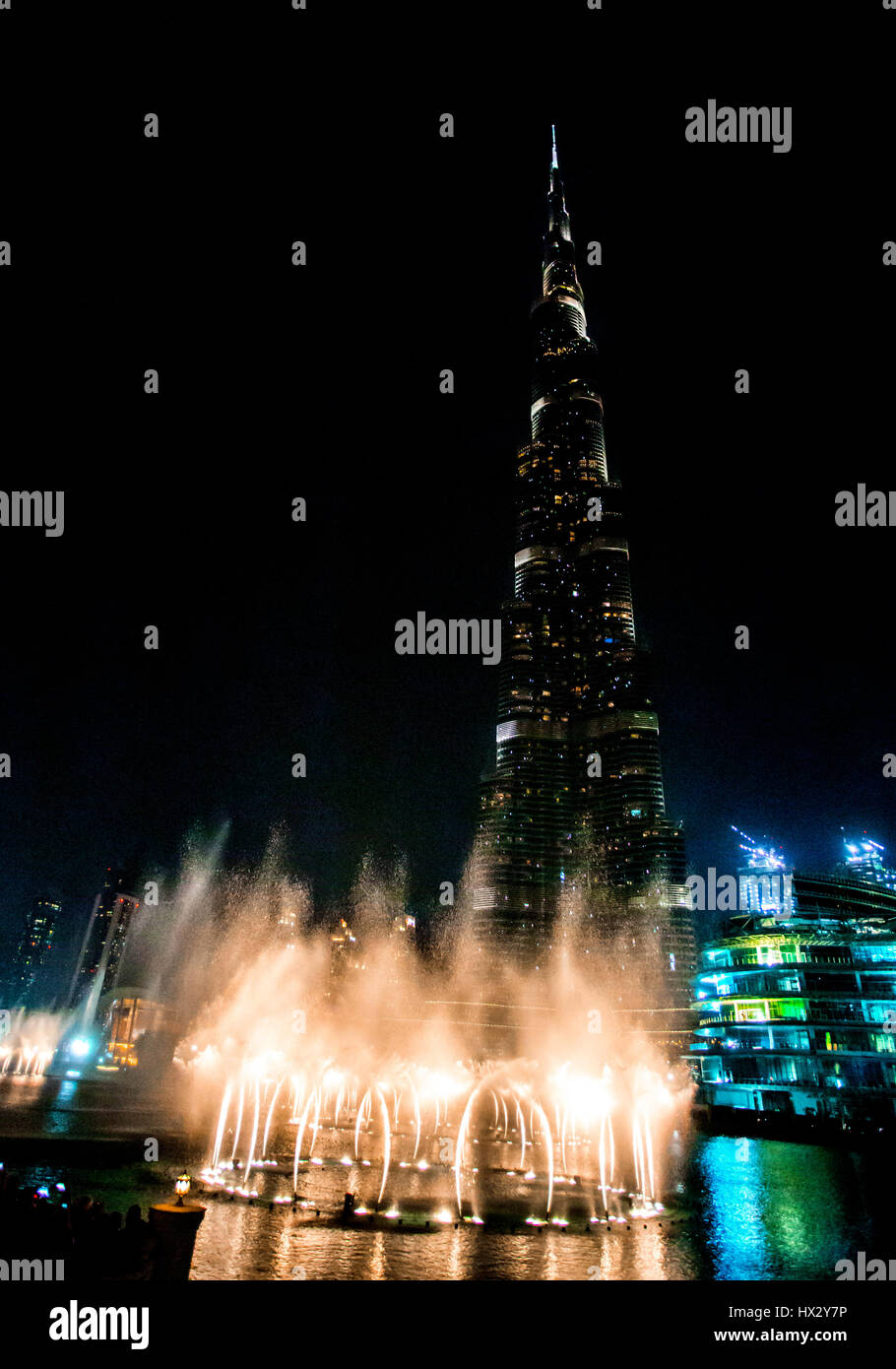 Dubai business bay lake burj hi-res stock photography and images - Alamy