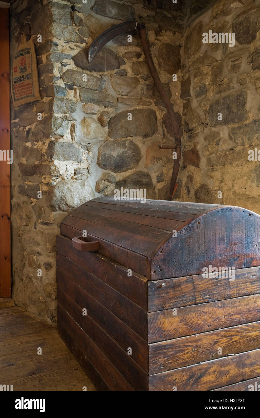 Antique wooden storage chest in the dining room of 1760 old Canadiana ...