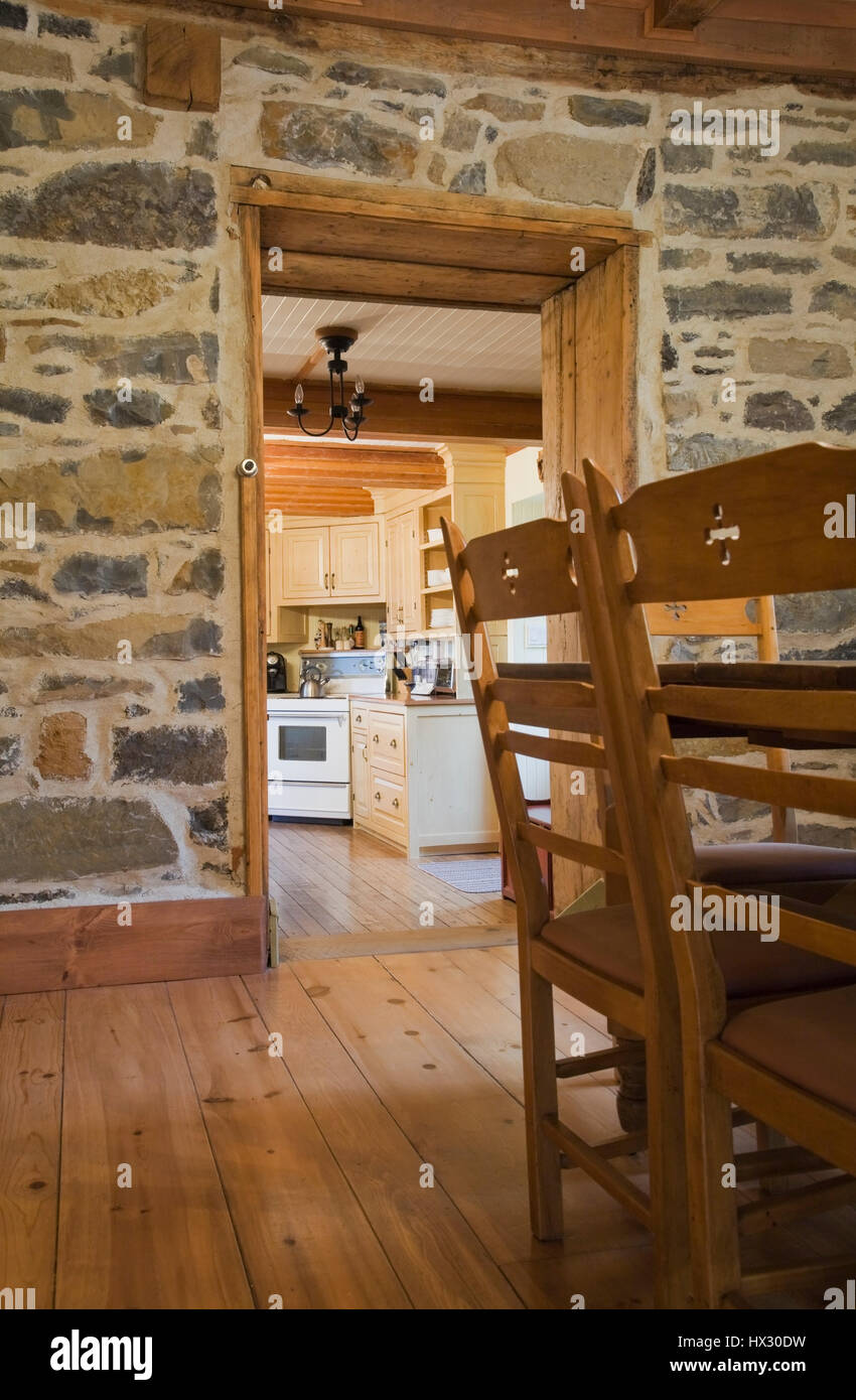 Fieldstone wall hi-res stock photography and images - Alamy