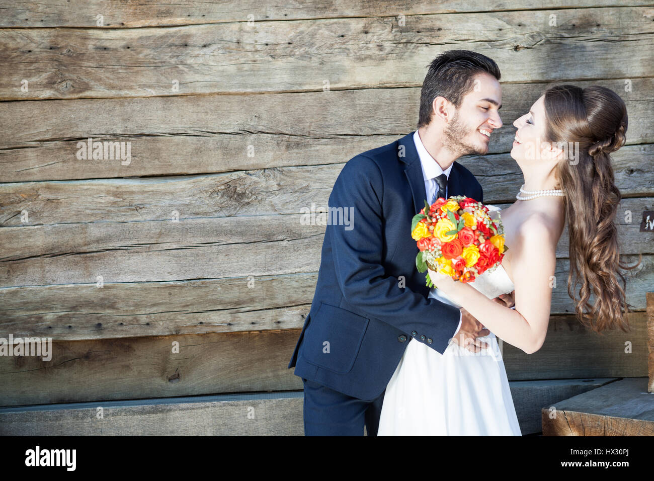 Bride and groom in wedding photo. Just married couple Stock Photo - Alamy