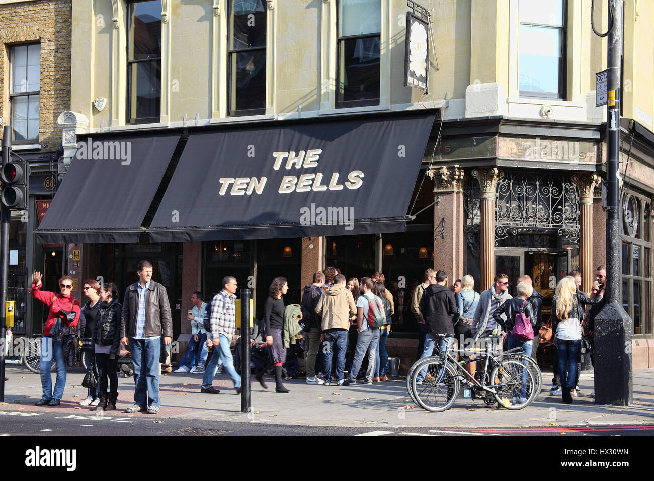 Ten bells pub london hi-res stock photography and images - Alamy
