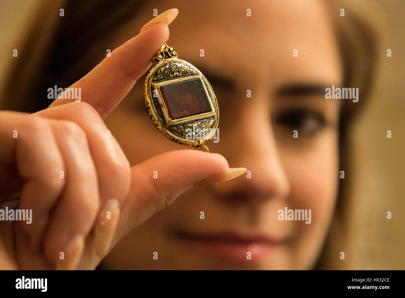 London, UK. 24 March 2017. The Fettercairn Jewel, the faceted stone ...