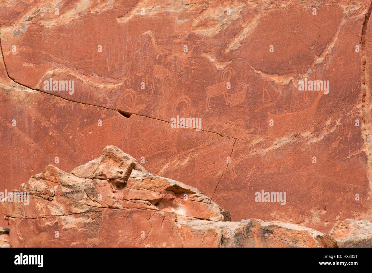 Petroglyphs, Capitol Reef National Park, Utah Stock Photo - Alamy