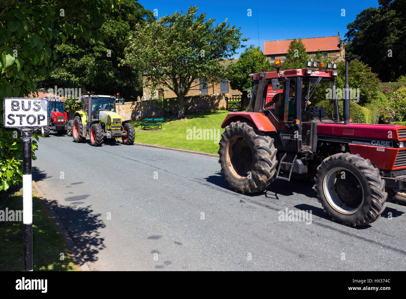 Classic yorkshire bus hi-res stock photography and images - Alamy