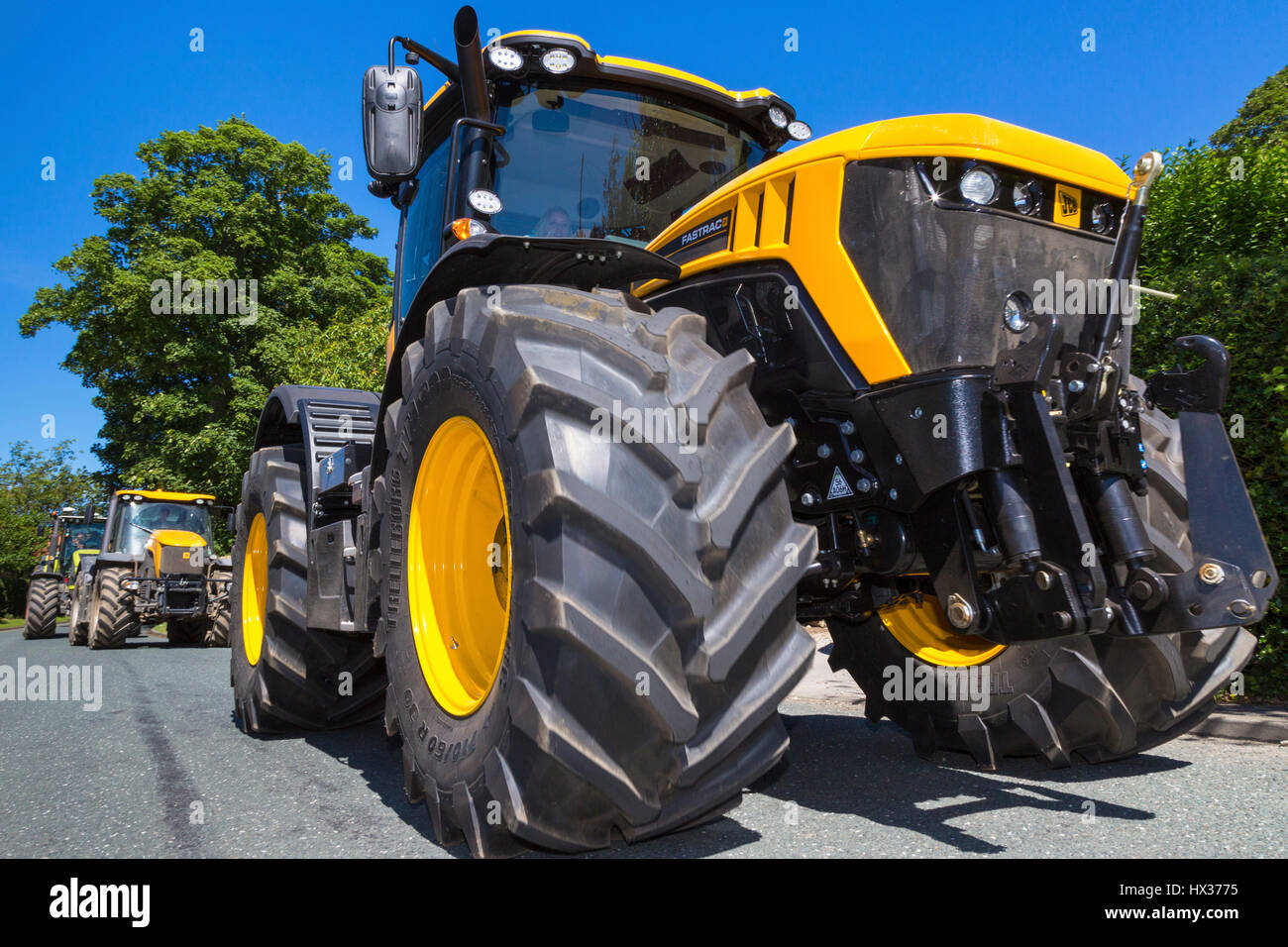 Rally tractor hi-res stock photography and images - Alamy