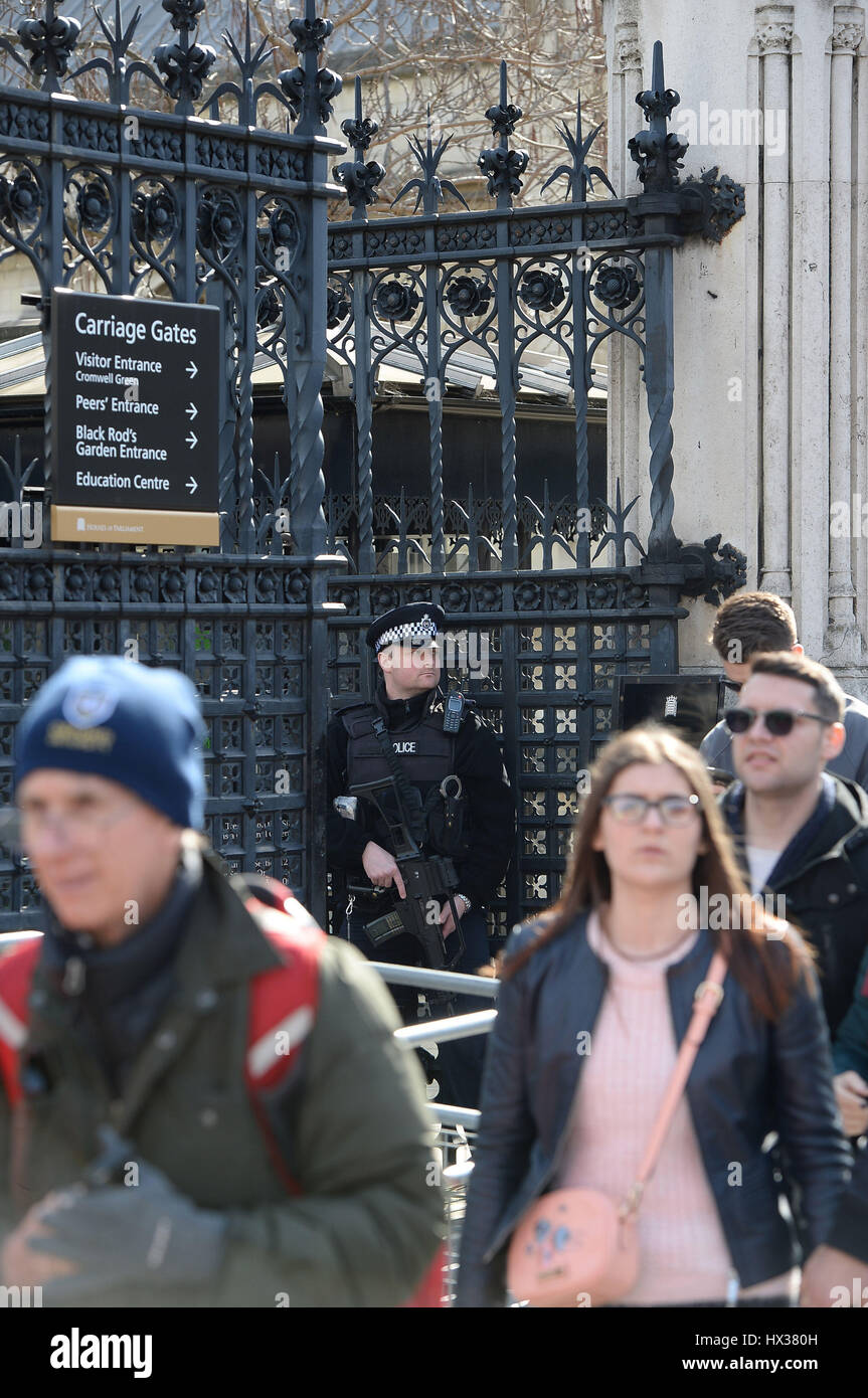 Armed police carriage gates hi-res stock photography and images - Alamy