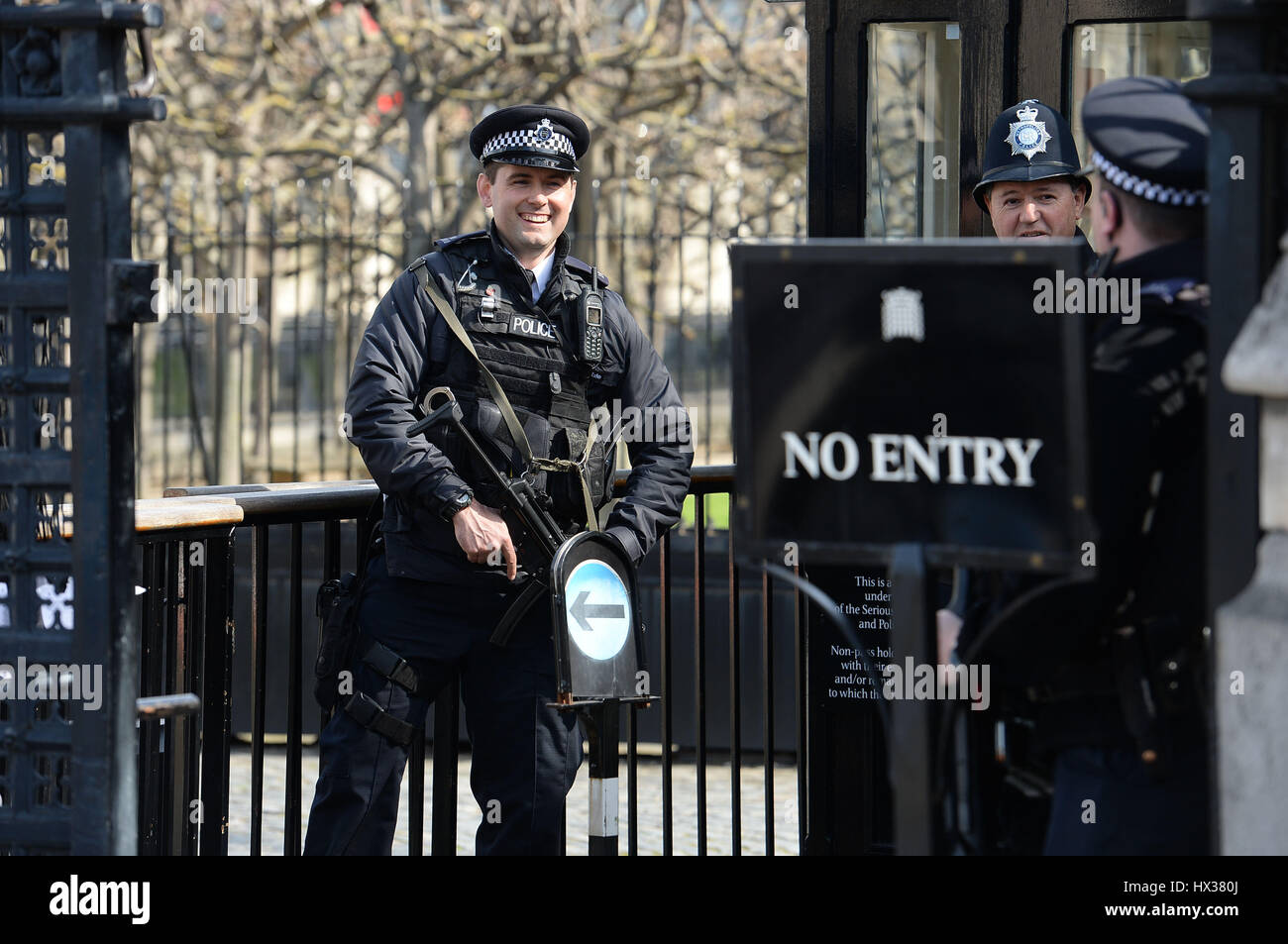 Armed police carriage gates hi-res stock photography and images - Alamy