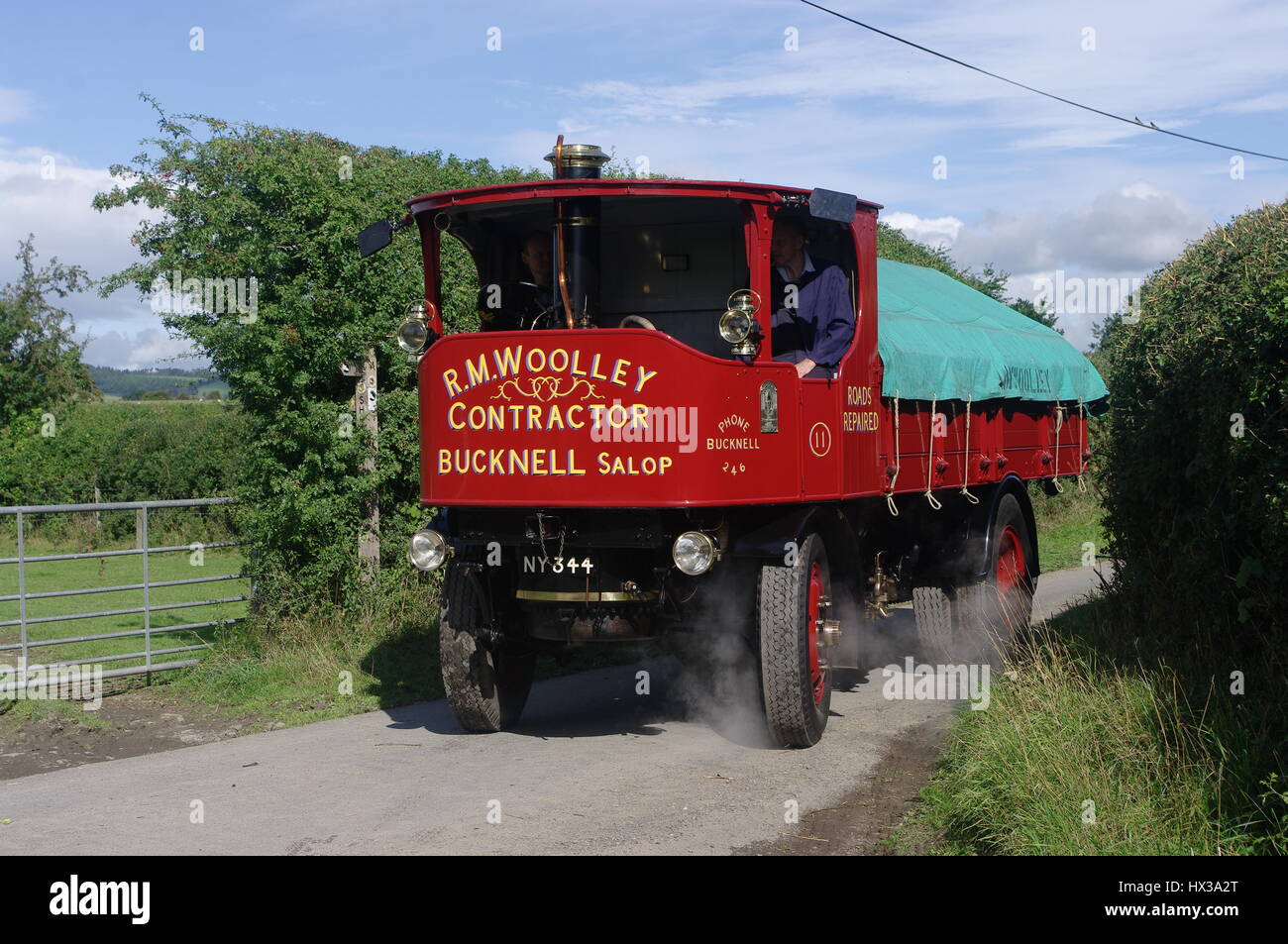Sentinel lorry hi-res stock photography and images - Alamy