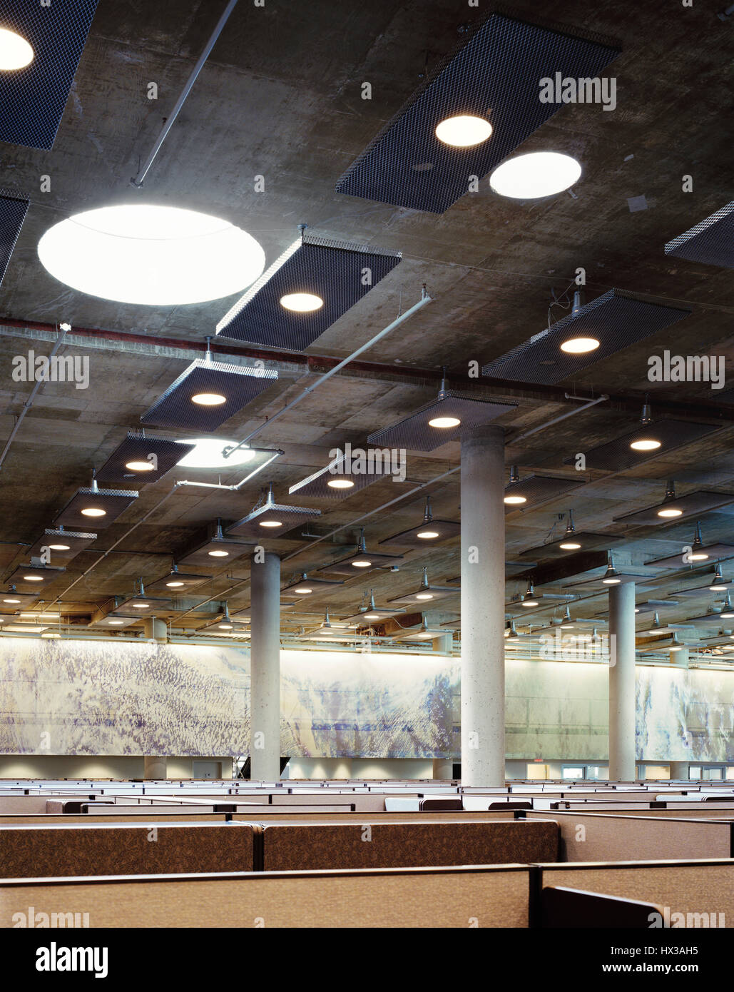 Interior of office space. NOAA Satellite Operations Facility, Suitland ...