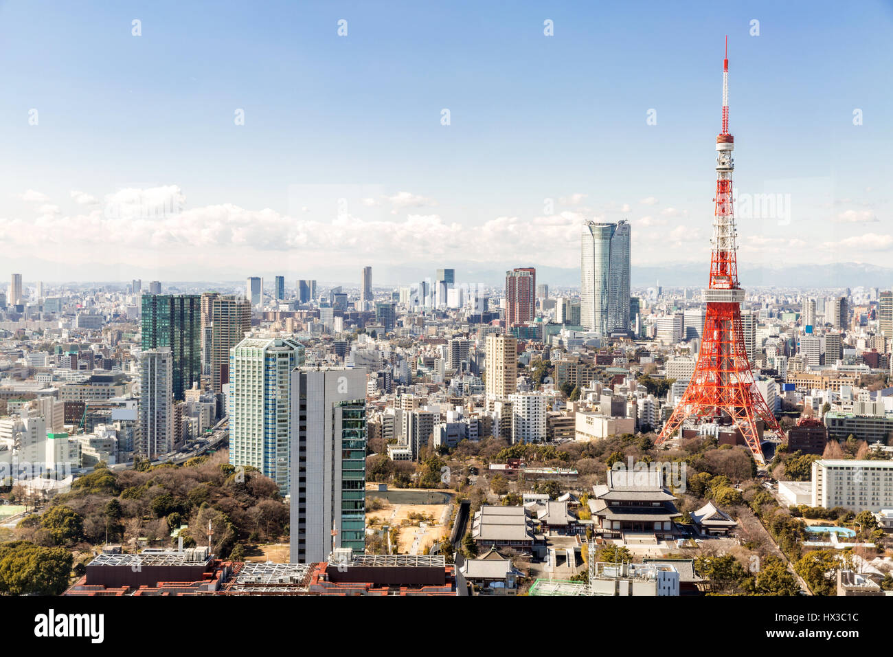 Tokyo Tower with skyline in Tokyo Japan Stock Photo - Alamy