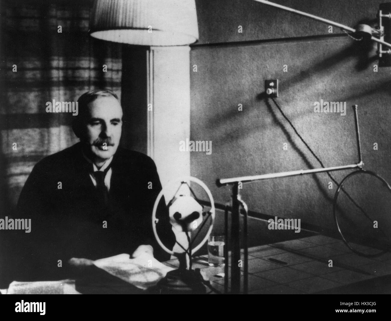 Ernest Rutherford, recipient of the Nobel Prize in Chemistry, lecturing ... Ernest Rutherford, recipient of the Nobel Prize in Chemistry, lecturing ...