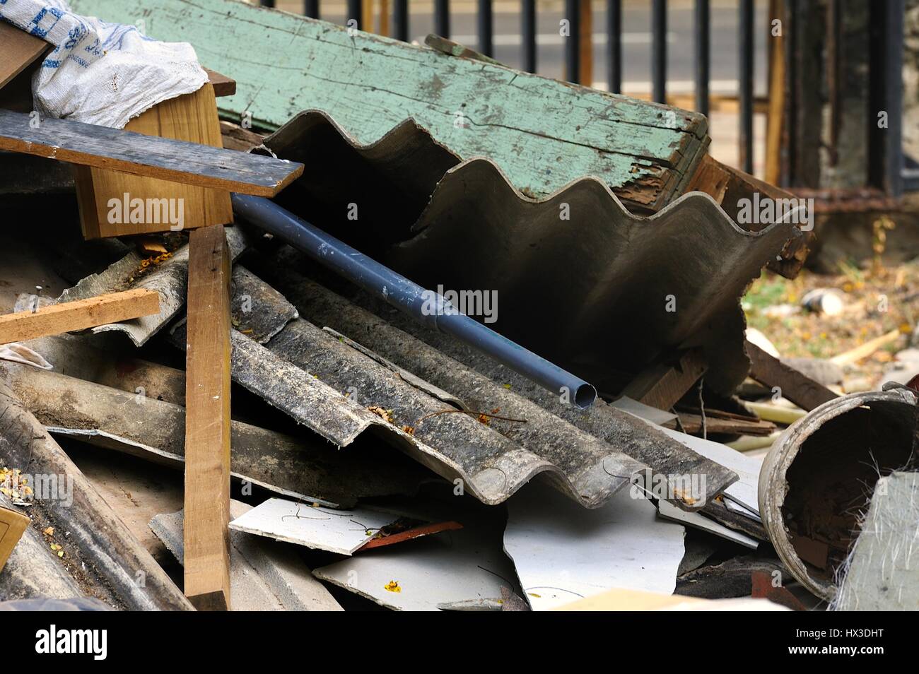 Asbestos roof sheets forming a pile of waste Stock Photo - Alamy