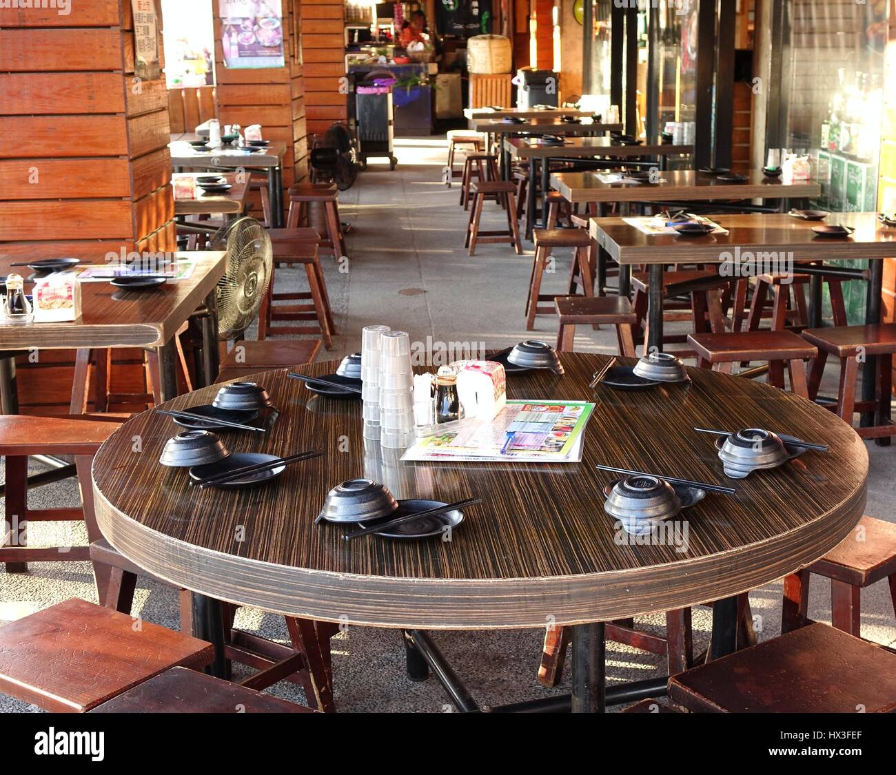 Set up tables hi-res stock photography and images - Alamy