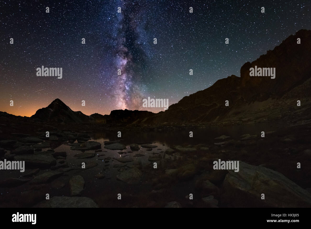 The outstanding beauty of the Milky Way arc and the starry sky ...