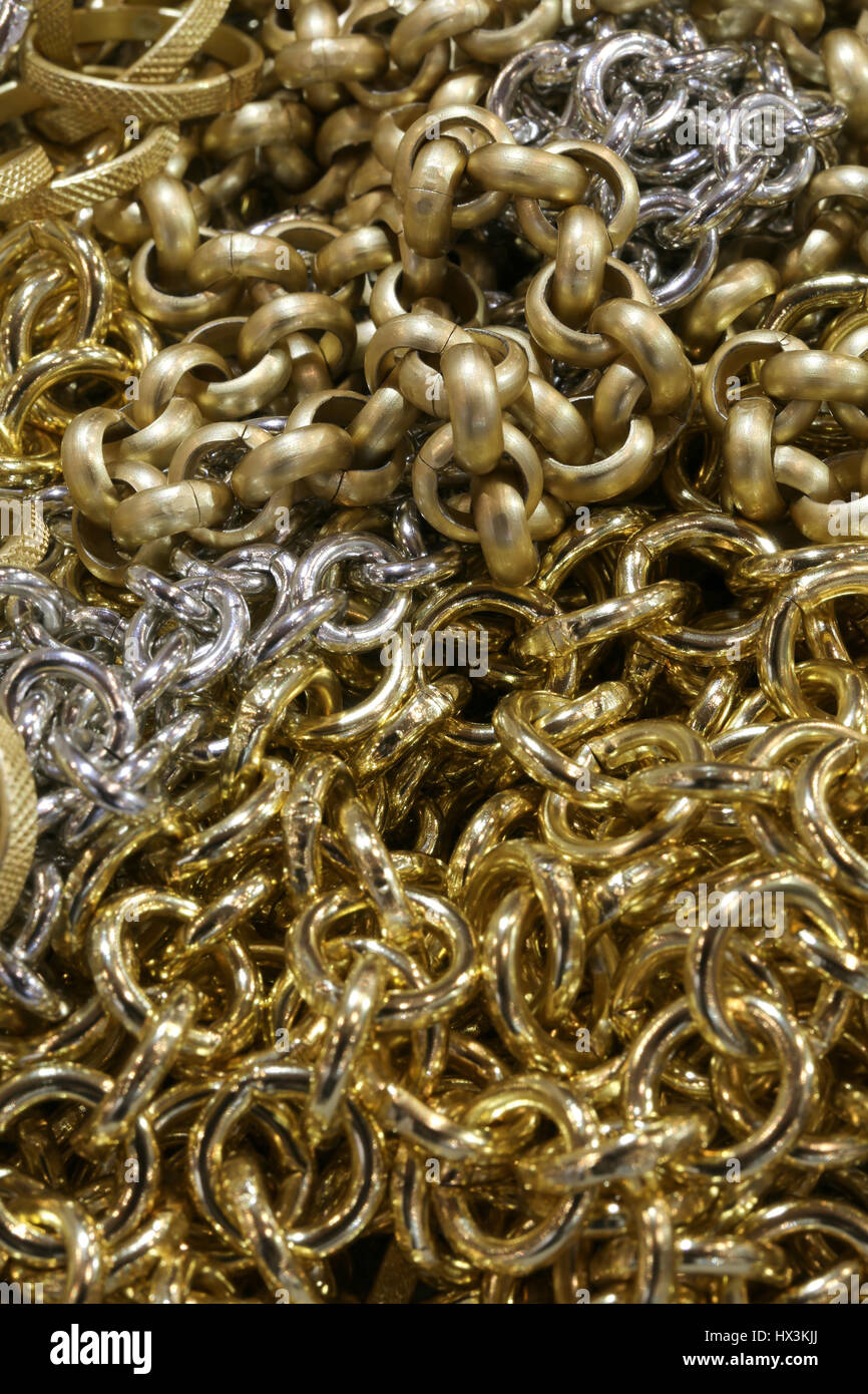 background of chains in gold and silver material Stock Photo - Alamy