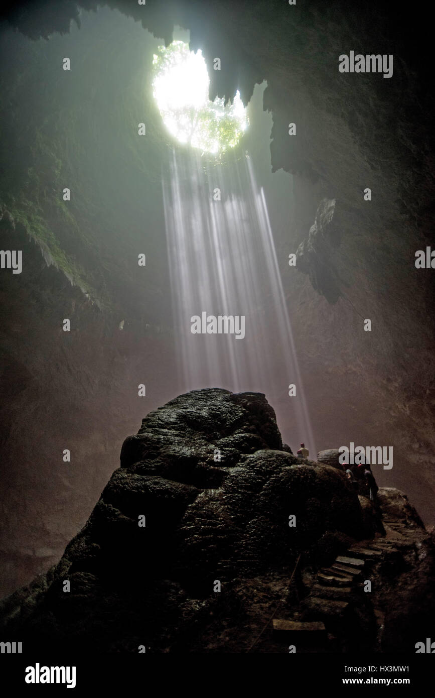 Goa Jomblang in Jogjakarta Stock Photo - Alamy