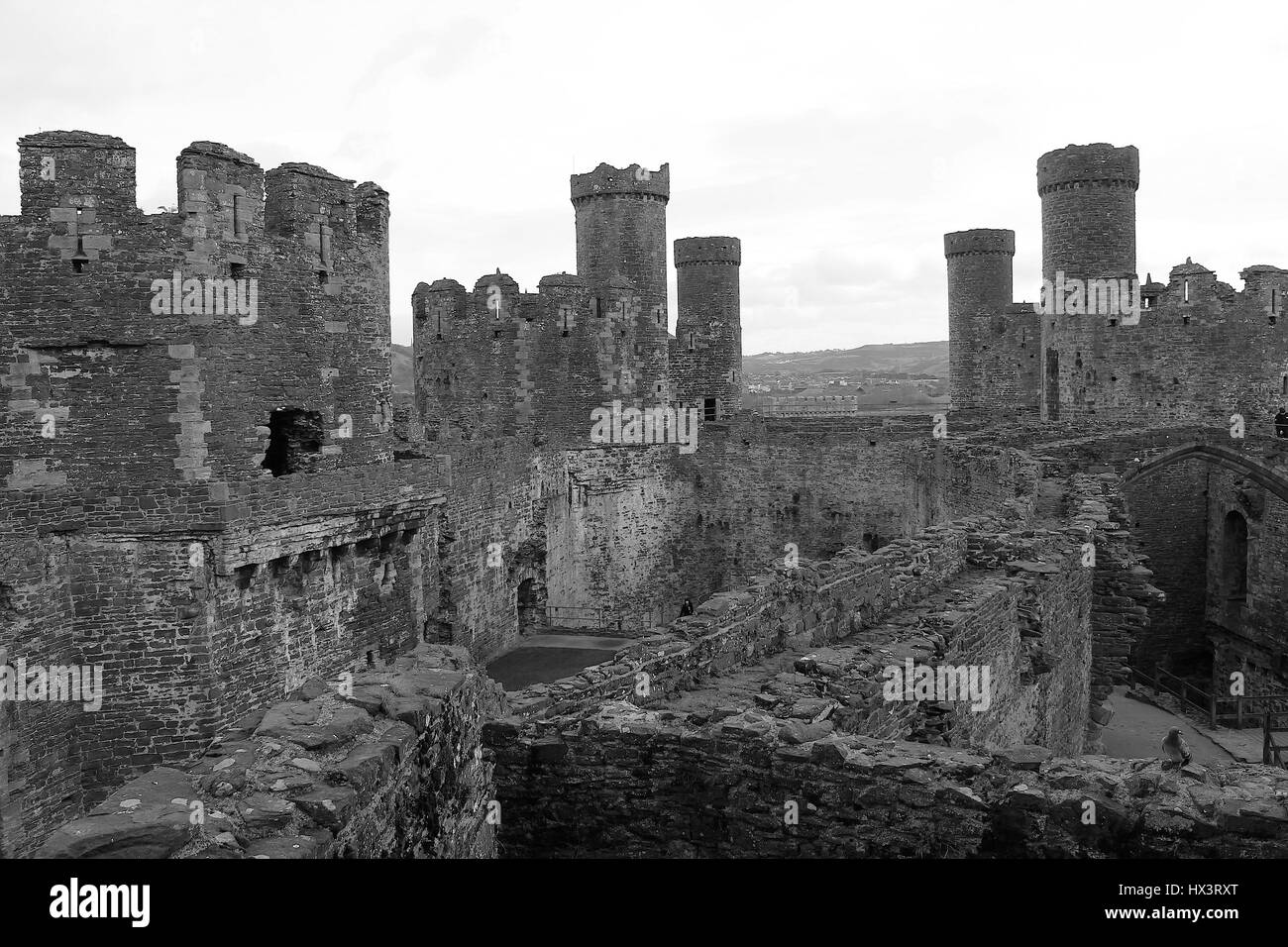 Abbey castle hi-res stock photography and images - Alamy