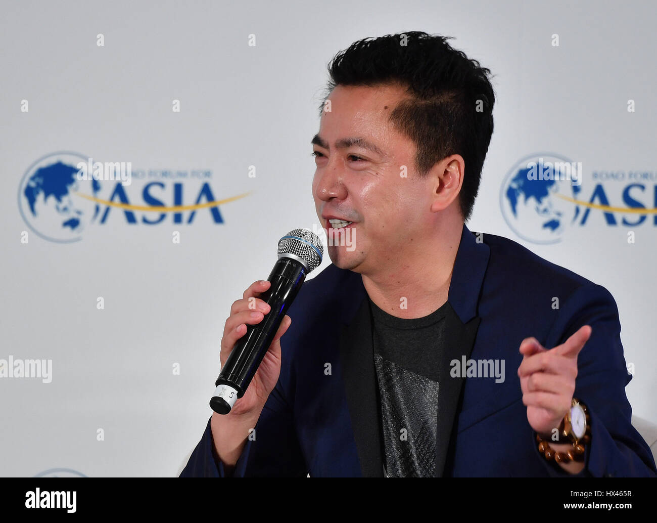 James wang hi-res stock photography and images - Alamy