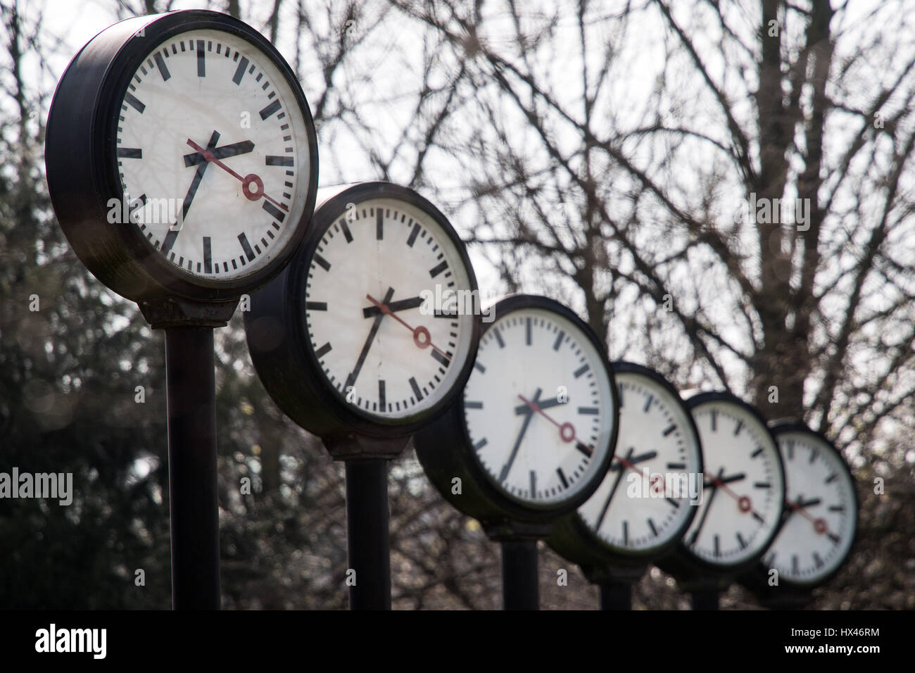 24 march 2017 night time hi-res stock photography and images - Alamy