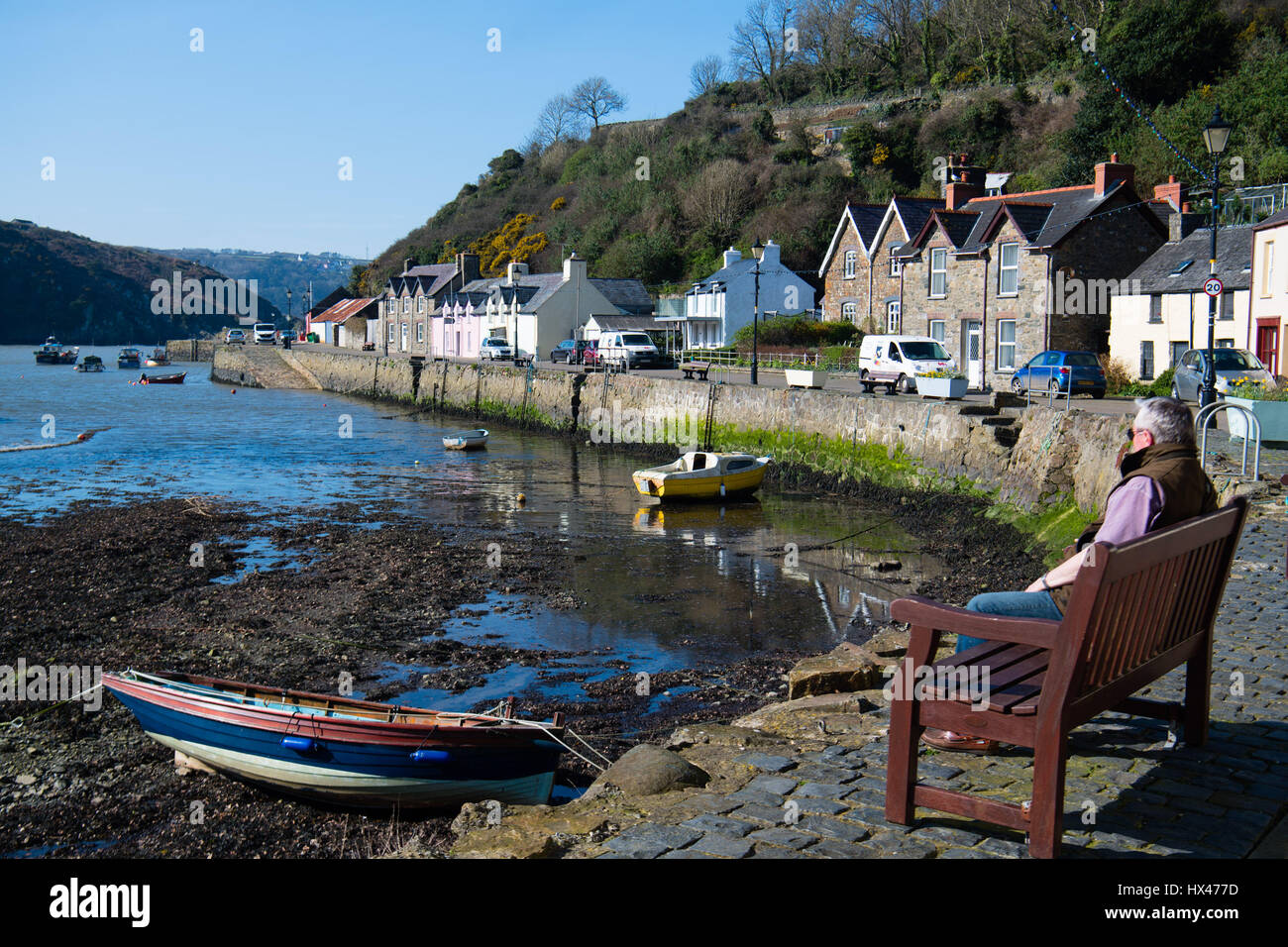 Old fishguard harbour hi-res stock photography and images - Alamy
