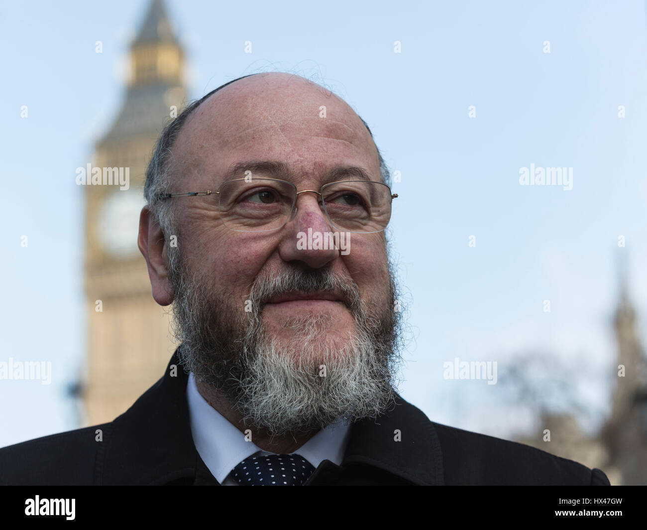 London, UK. 24th Mar, 2017. Pictured: Chief Rabbi Ephraim Mirvis ...