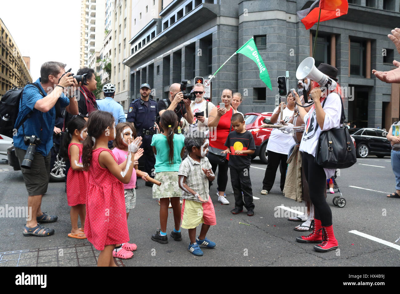Aboriginal protests hi-res stock photography and images - Alamy