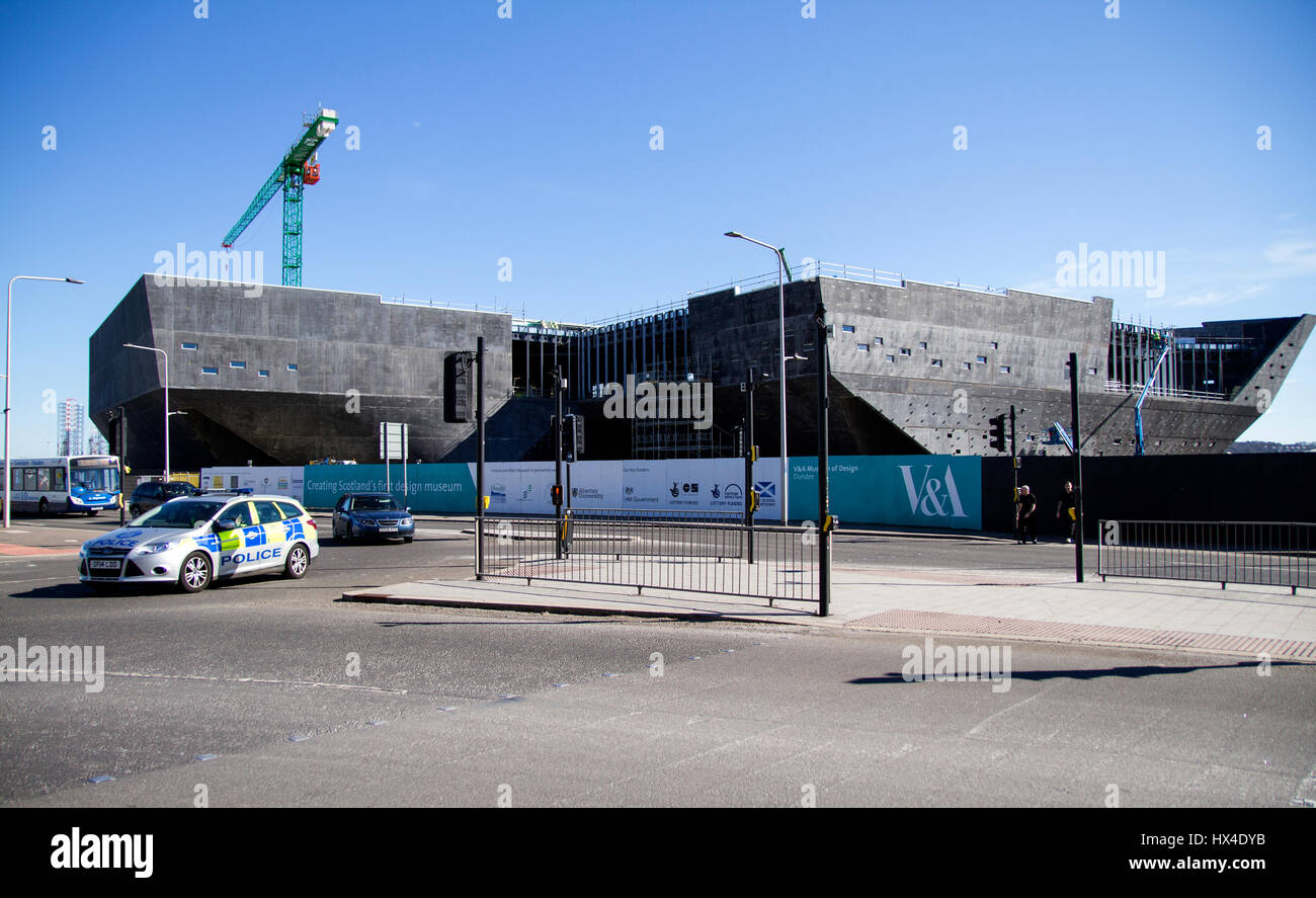 Kengo kuma london hi-res stock photography and images - Alamy
