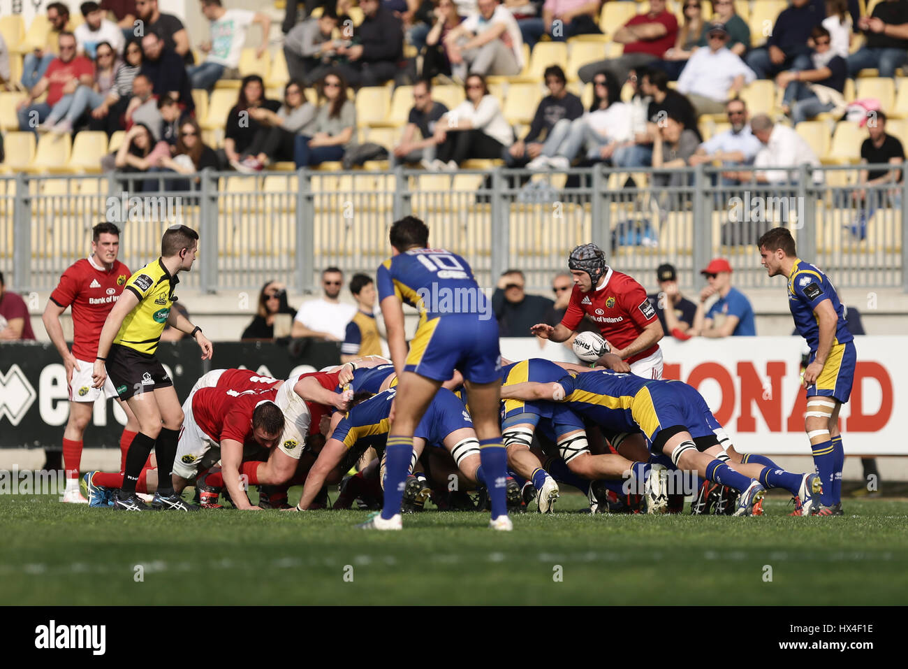 Scrum hi-res stock photography and images - Alamy