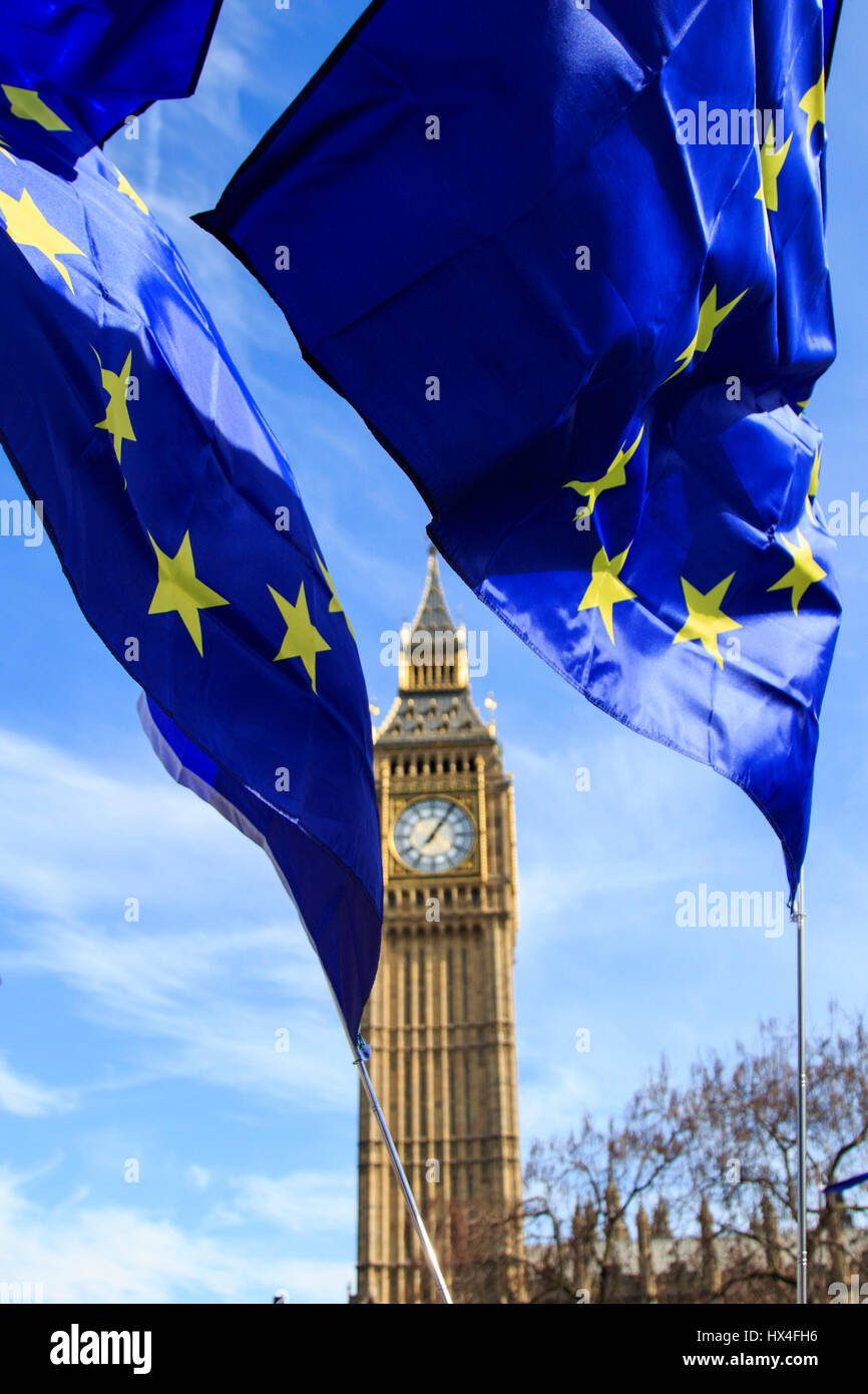 Unite flag flags hi-res stock photography and images - Alamy