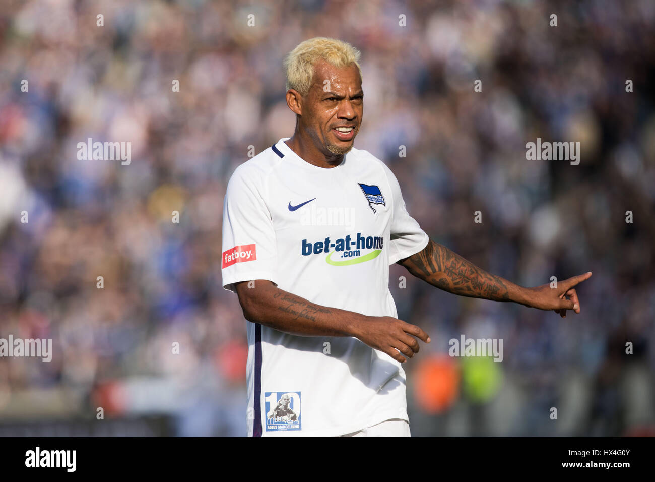 Marcelinho brasil hi-res stock photography and images - Alamy