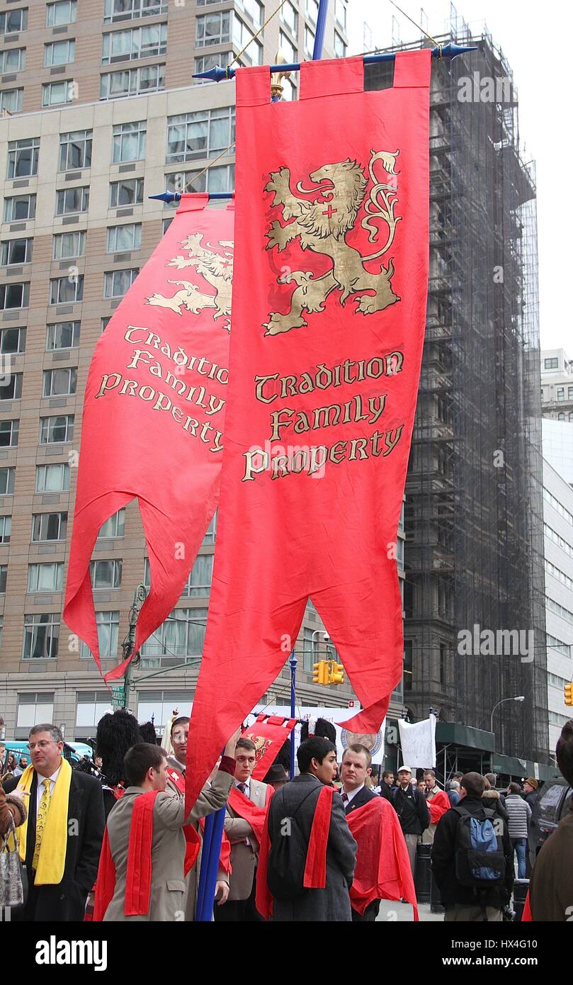 New York, NY, USA. 25th Mar, 2017. Participants in the International ...