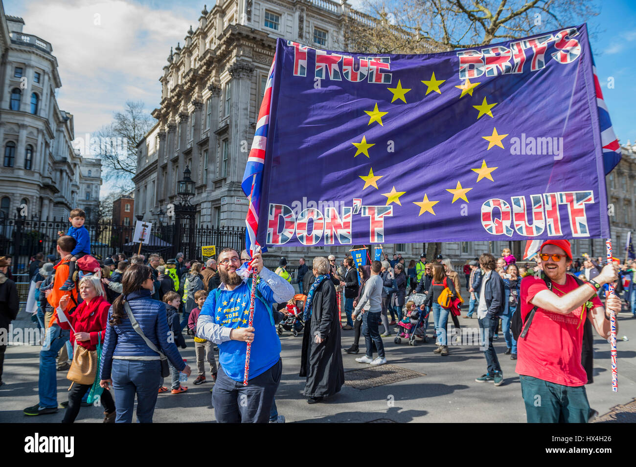 Downing street logo hi-res stock photography and images - Alamy