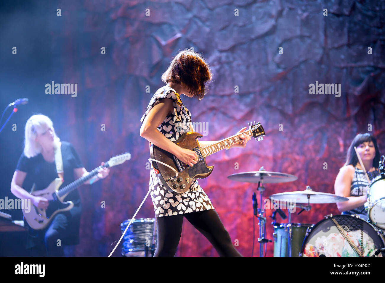 Sleater Kinney Stock Photos & Sleater Kinney Stock Images - Alamy