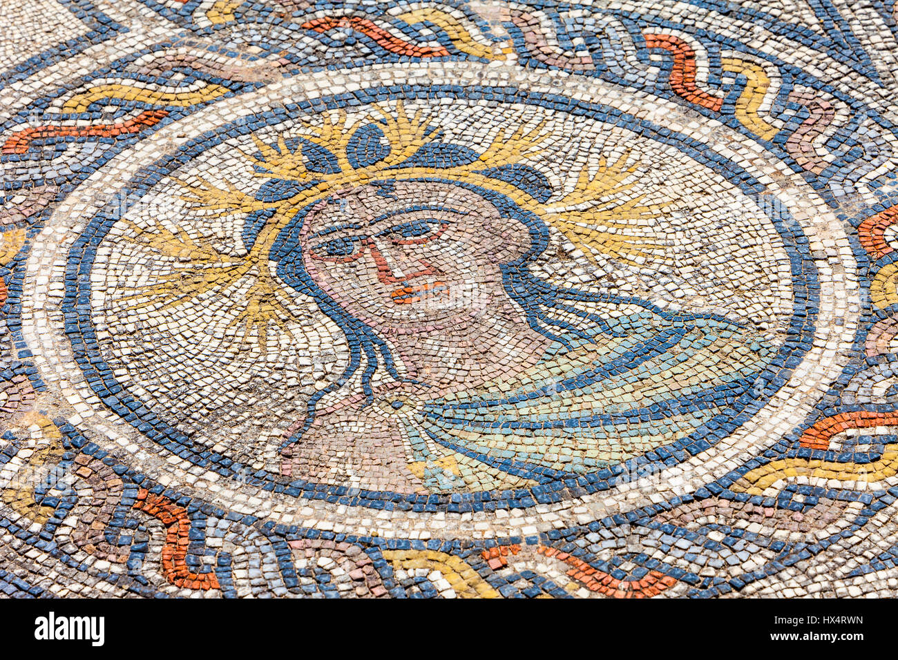 Four seasons mosaic hi-res stock photography and images - Alamy