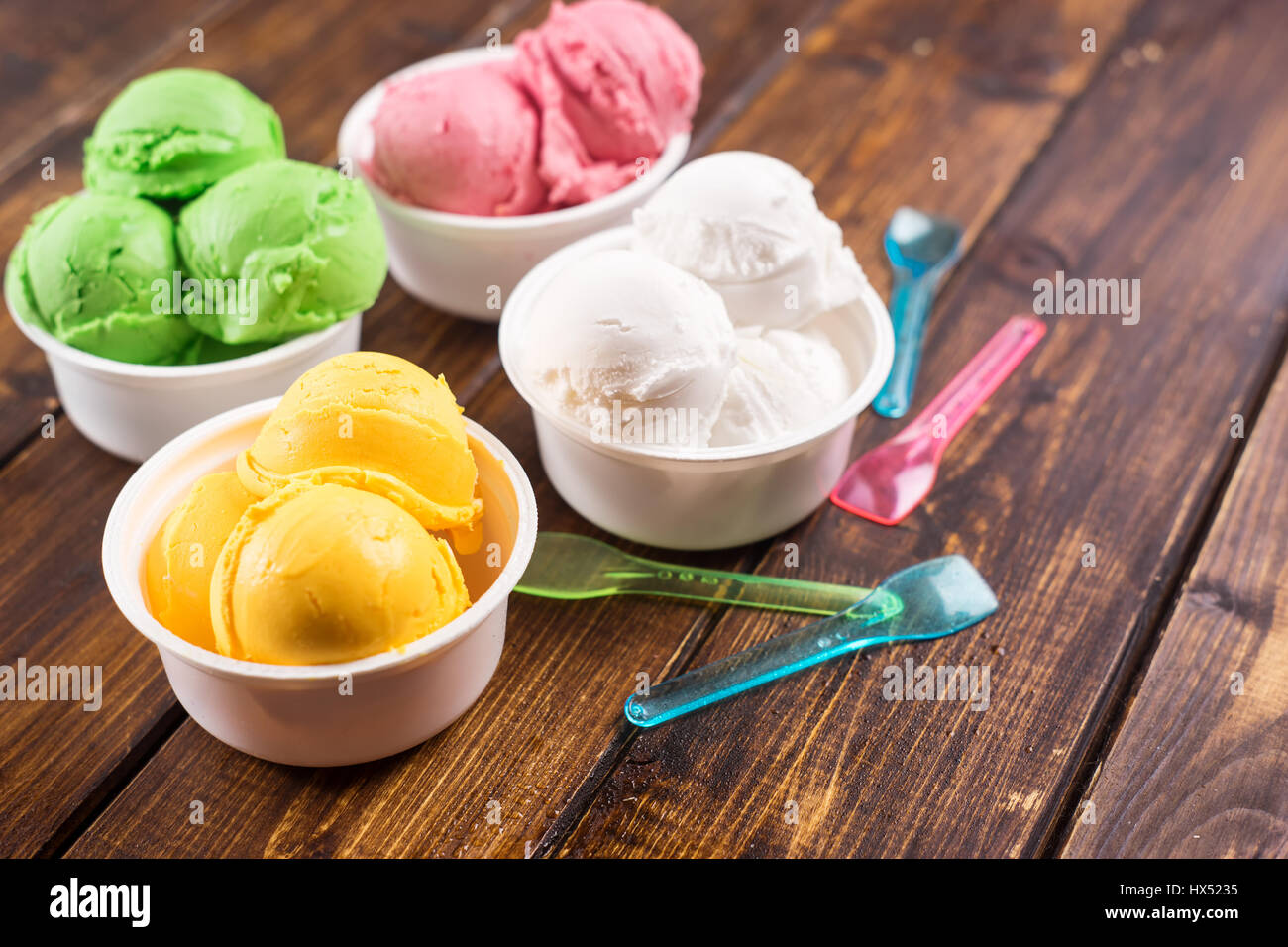 Ice cream balls hi-res stock photography and images - Alamy