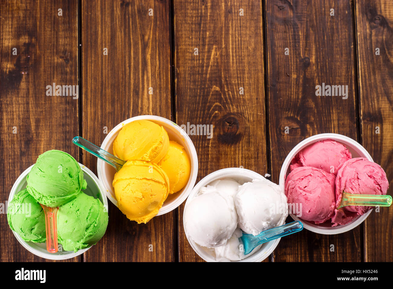 Ice cream balls hi-res stock photography and images - Alamy
