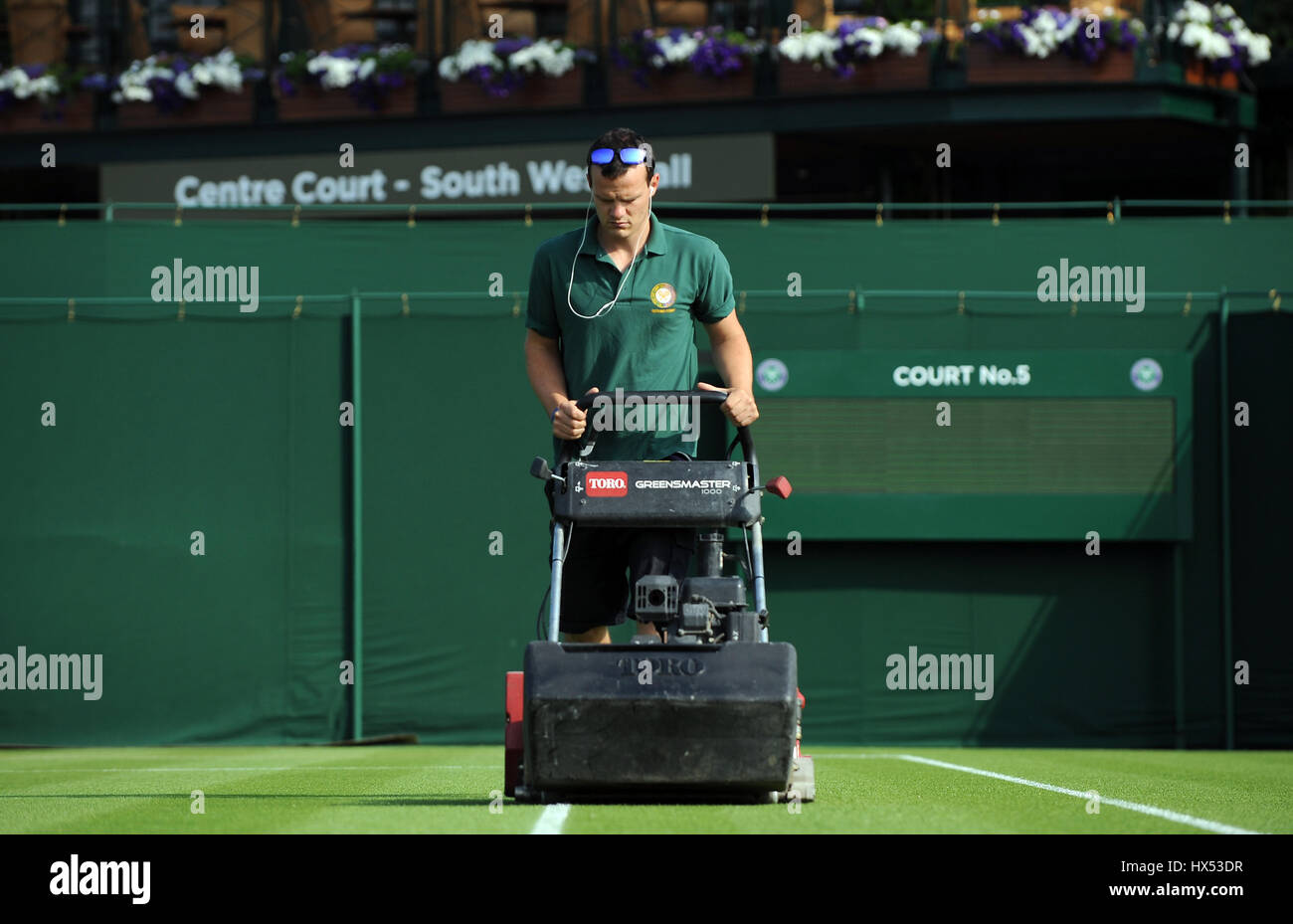 COURT 5 LAWN GRASS CUTTING THE WIMBLEDON THE WIMBLEDON CHAMPIONSHIPS ...
